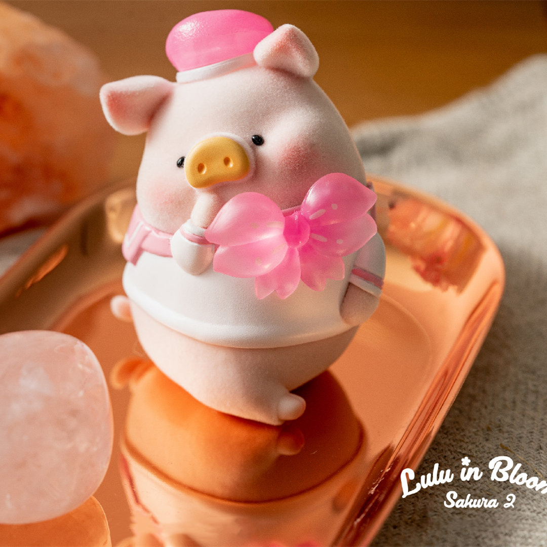 Lulu The Piggy in Bloom Sakura Series 1PC Cute Pig Blind Box Figures ...