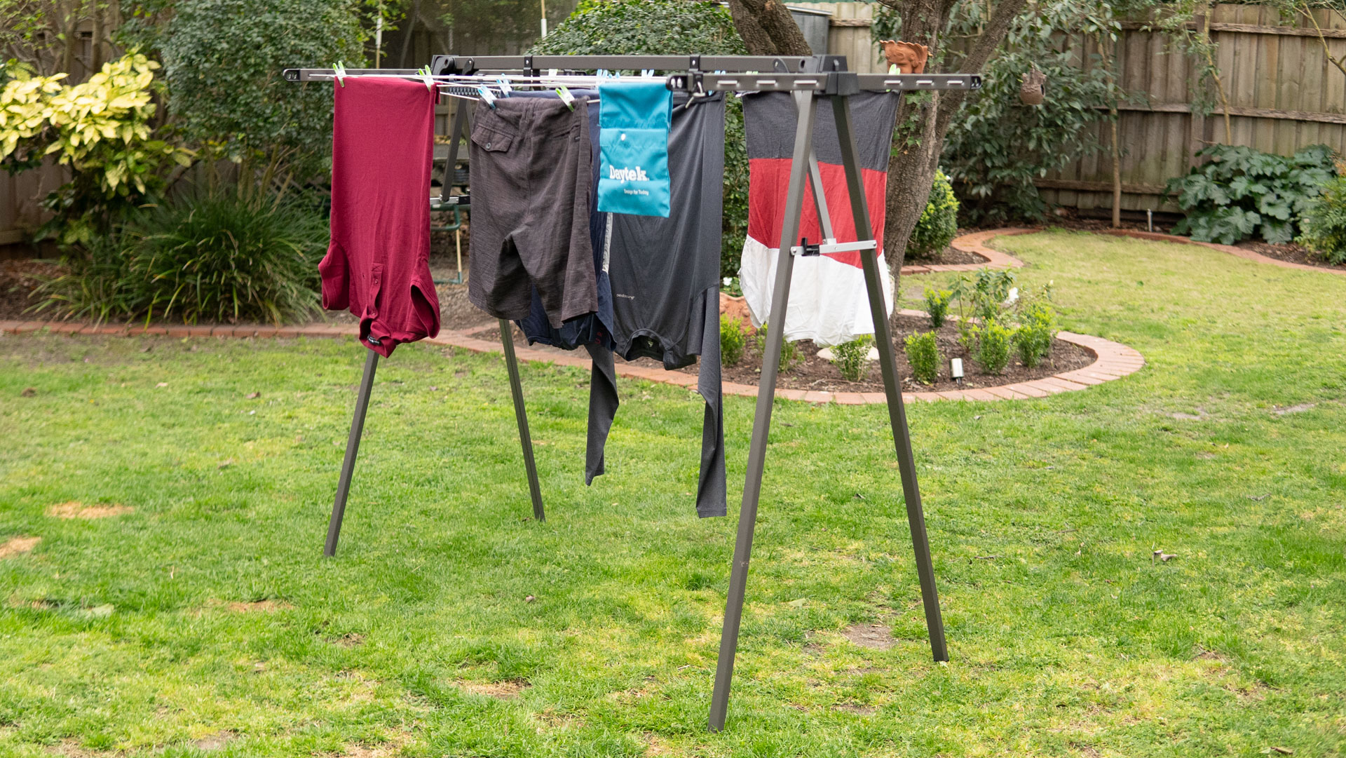 Daytek Heavy Duty Inside-Outside Laundry Clothesline, Portable A-Frame ...