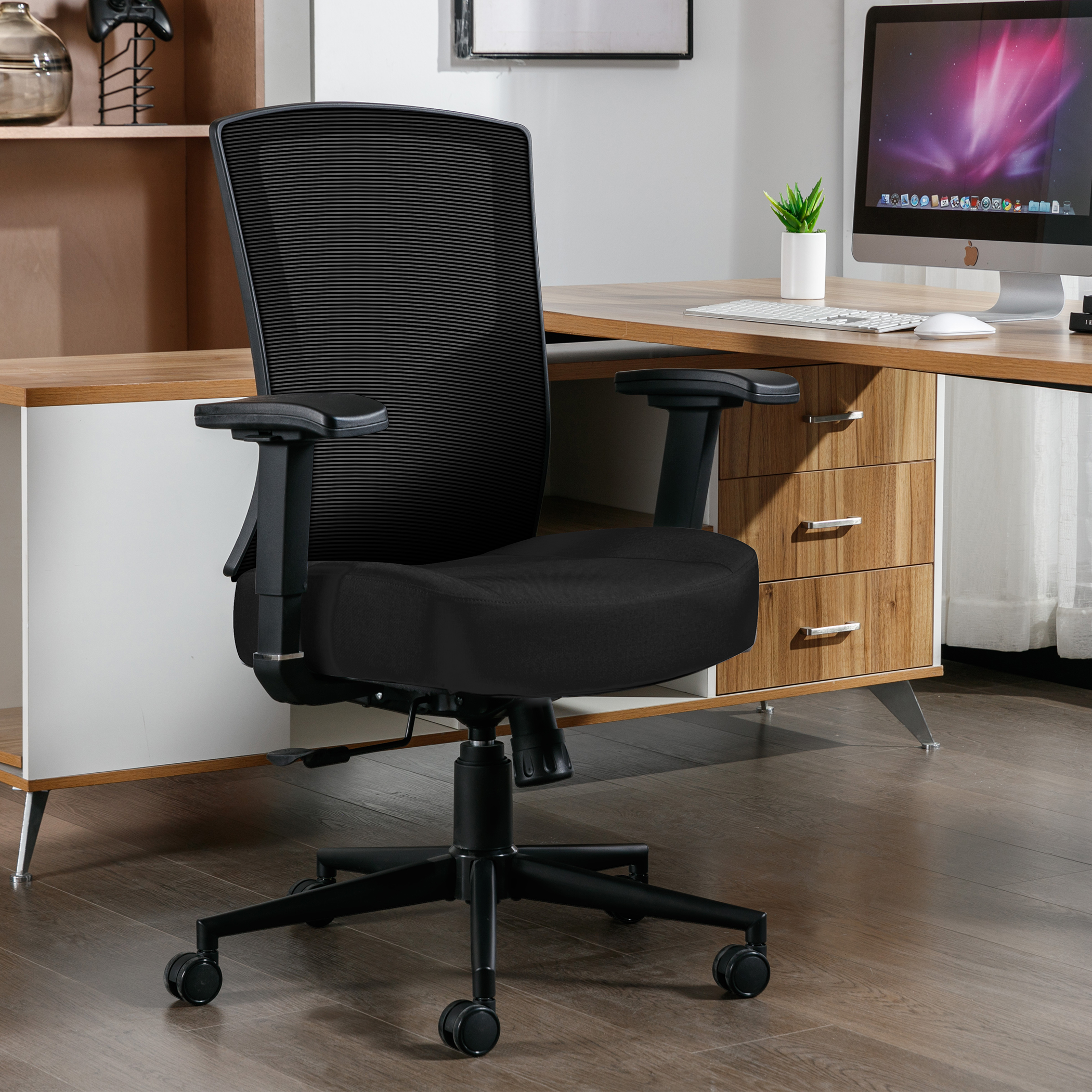 Desk chairs for big guys store